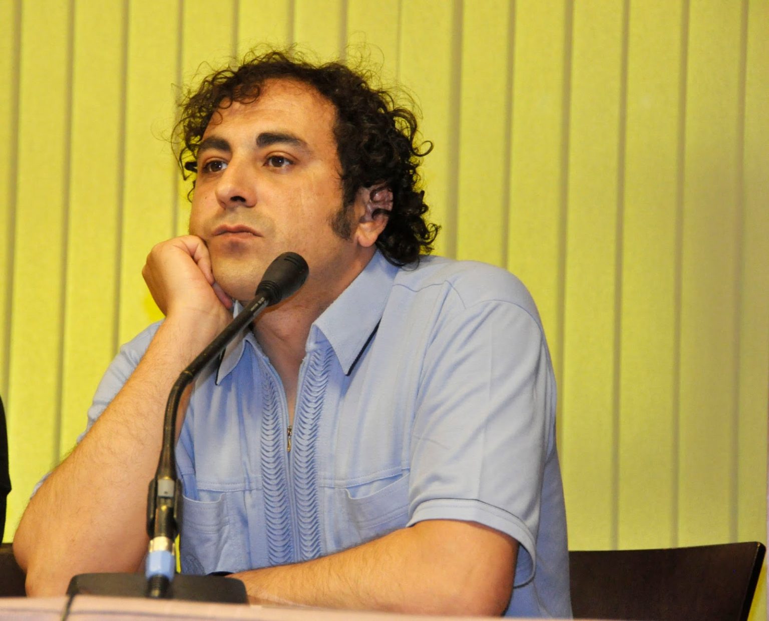 Casa Bukowski » LUIS LUNA – LAS LÍNEAS DE LA LUZ